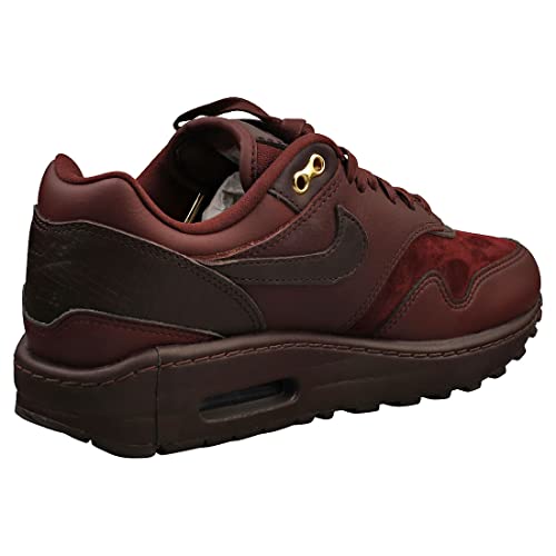 Nike AIR MAX 1 '87 NBHD Womens Fashion Trainers in Burgundy - 6.5 US