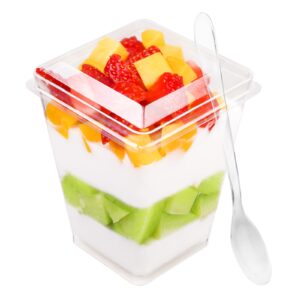 fifwvgp 50 pack 5 oz plastic dessert cups with lids and spoons, yogurt parfait cups with lids appetizer cups for party, mini dessert cups with spoons dessert shooter cups for pudding and fruit