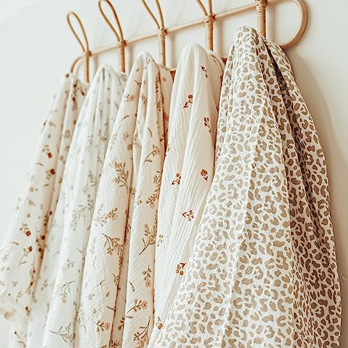 Konssy 2 Pack Muslin Swaddle Blankets for Baby Boys Girls, Receiving Blanket Large 47 x 47 inches, Soft Breathable Muslin Baby Blanket for Unisex Newborn(Pink, Floral)