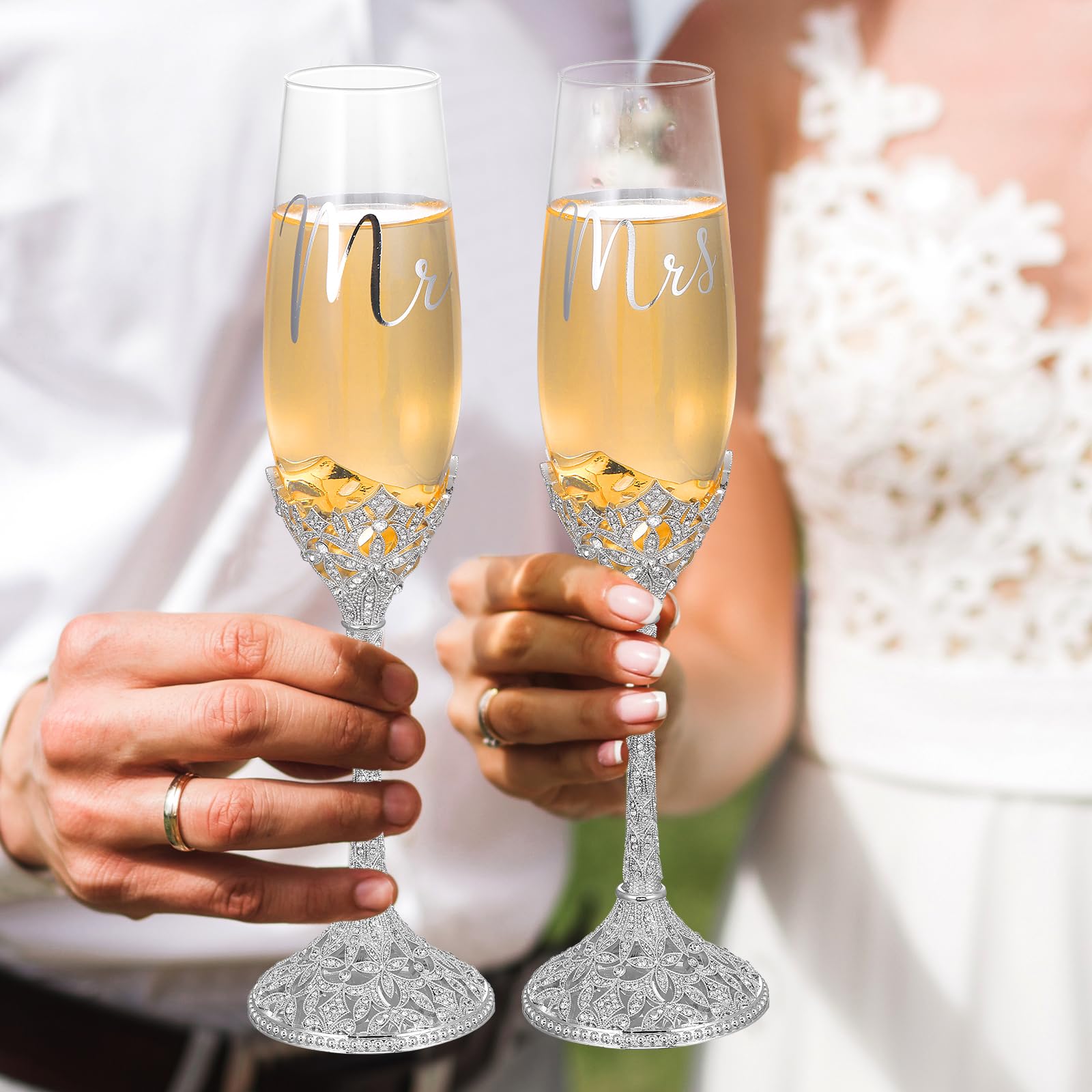 Sratte 4 Pcs Wedding Cake Knife and Champagne Flutes Server Set, Toasting Crystal Rhinestone Champagne Flutes Glasses Cake Knife Pie Server Wedding Gifts for Couple Bride Groom (Silver,Elegant)