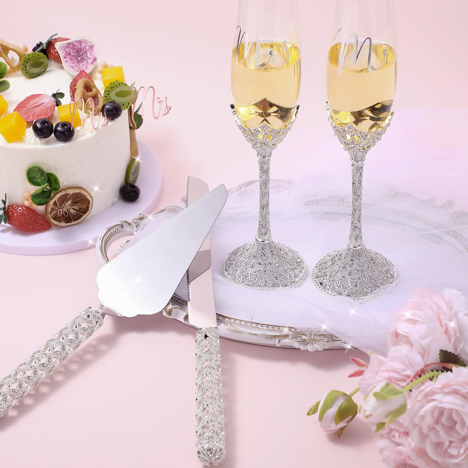 Sratte 4 Pcs Wedding Cake Knife and Champagne Flutes Server Set, Toasting Crystal Rhinestone Champagne Flutes Glasses Cake Knife Pie Server Wedding Gifts for Couple Bride Groom (Silver,Elegant)