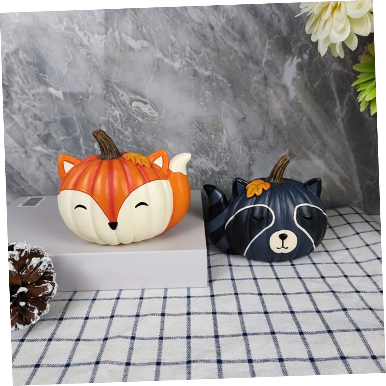 CAXUSD Pumpkin Raccoon Ornament Dinning Table Decor Home Decoration Home Decorations Pumpkin Statue Animal Statue Fake Halloween Pumpkins Pumpkin Raccoon Figurine Pumpkin Raccoon Statue