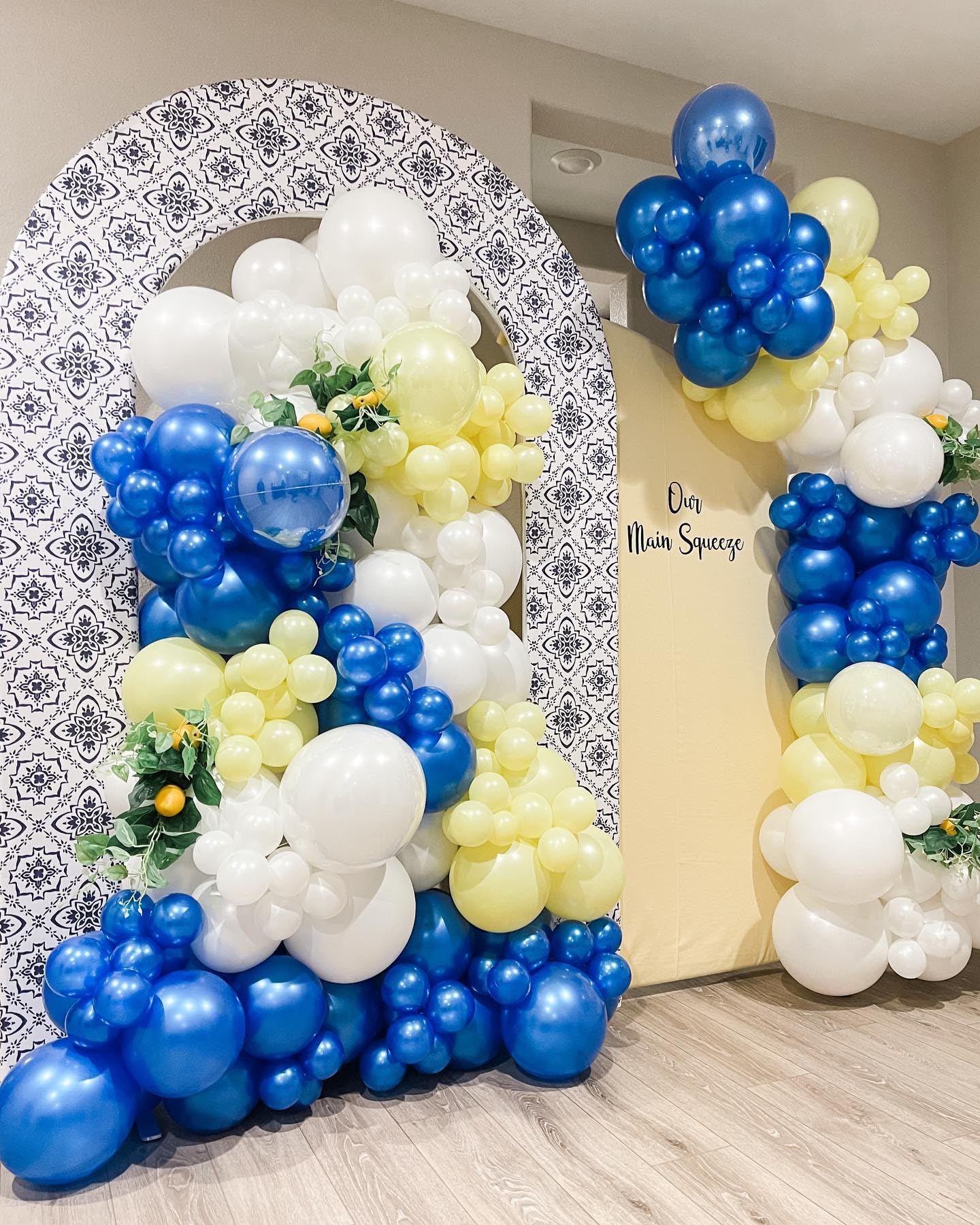 Enanal Lemon Balloon Garland Arch Kit, 153pcs Lemon Yellow Royal Blue and Dusty Blue Balloons for Lemonade Party Baby Shower Birthday Honeybee Party Supplies Bridal Shower Party Decoration (Lemon)