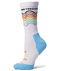 brooks ghost crew socks