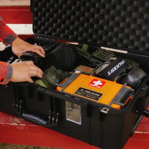 Pelican Air 1595 Case with Foam (Black)