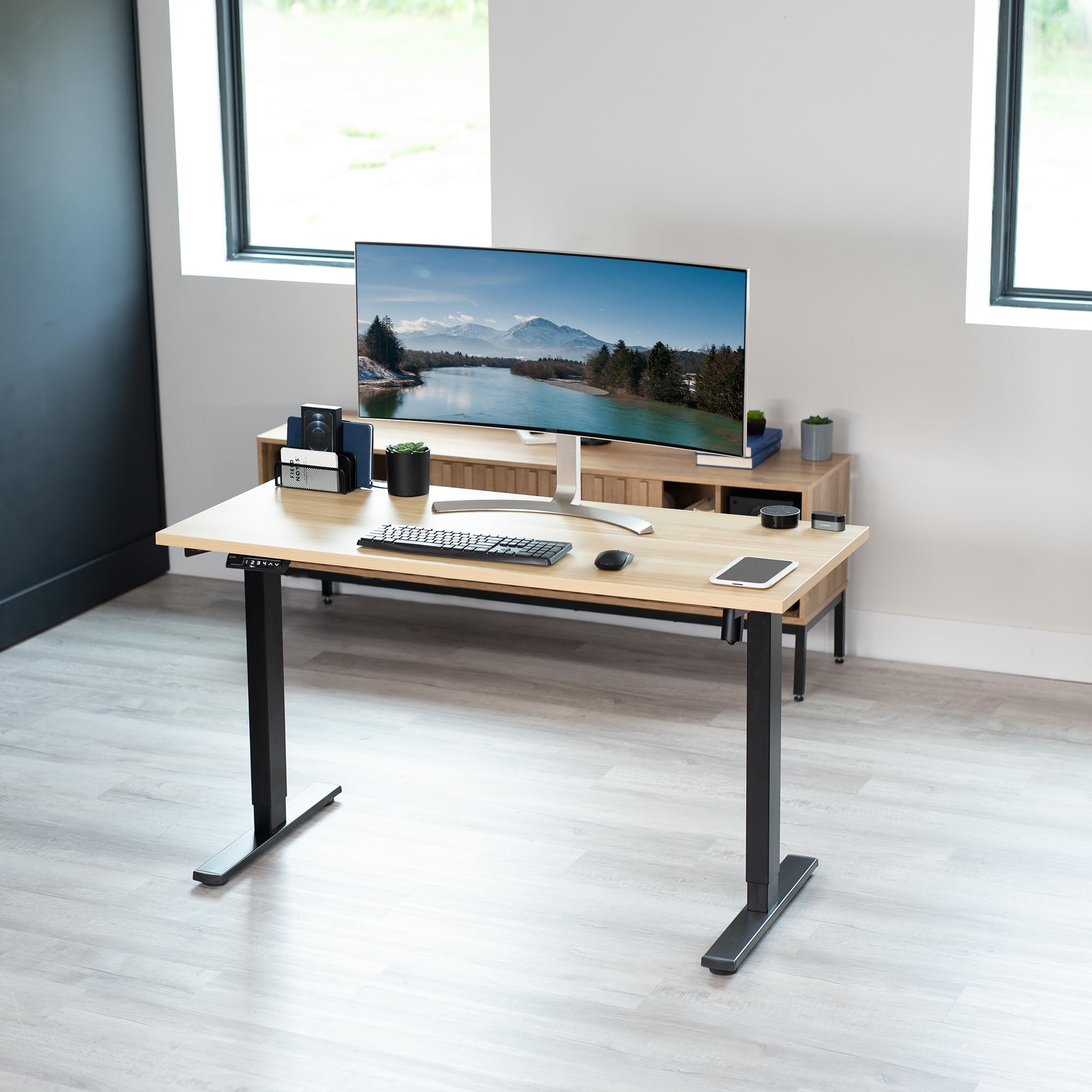 VIVO 55 x 24 inch Universal Solid One-Piece Square Corner Table Top for Standard and Sit to Stand Height Adjustable Home and Office Desk Frames, Light Wood, DESK-TOP55C-S