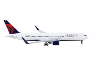 geminijets gjdal2104 delta air lines boeing 767-300er n1201p; scale 1:400