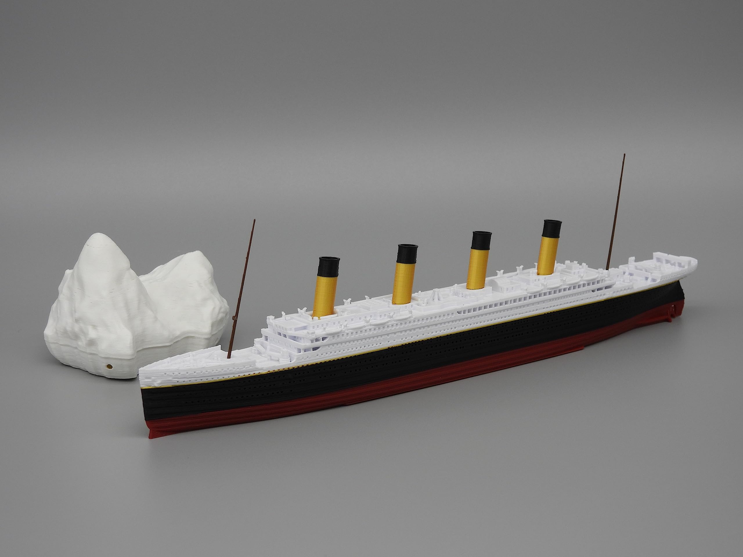 TheRoller3d RMS Titanic Model Ship with Iceberg, 1 Ft Long Assembled, Titanic Toys for Kids, Historically Accurate Titanic Toy, Titanic Ship, Titanic Cake Topper, Titanic Figurine, Titanic Boat