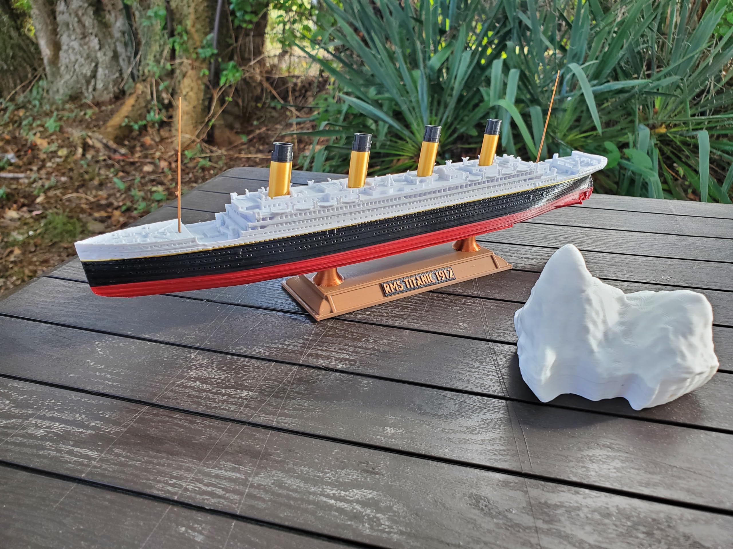 TheRoller3d RMS Titanic Model Ship with Iceberg, 1 Ft Long Assembled, Titanic Toys for Kids, Historically Accurate Titanic Toy, Titanic Ship, Titanic Cake Topper, Titanic Figurine, Titanic Boat