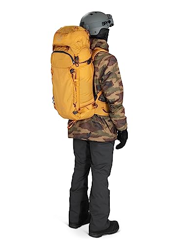 Osprey Soelden 42L Men's Ski and Snowboard Backpack, Black