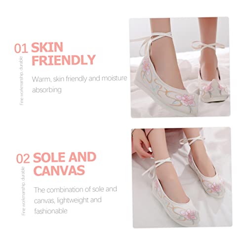 KESYOO 1 Pair Embroidered Shoes Female Silk Shoes Slippers House Slippers Ancient Ballet Shoes Pumps Shoes Vnitage Pumps Sandals Cotton Clothing Shoes White Folk-Custom Bride