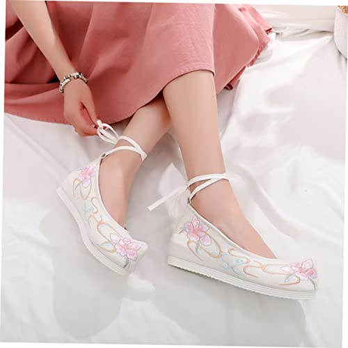 KESYOO 1 Pair Embroidered Shoes Female Silk Shoes Slippers House Slippers Ancient Ballet Shoes Pumps Shoes Vnitage Pumps Sandals Cotton Clothing Shoes White Folk-Custom Bride