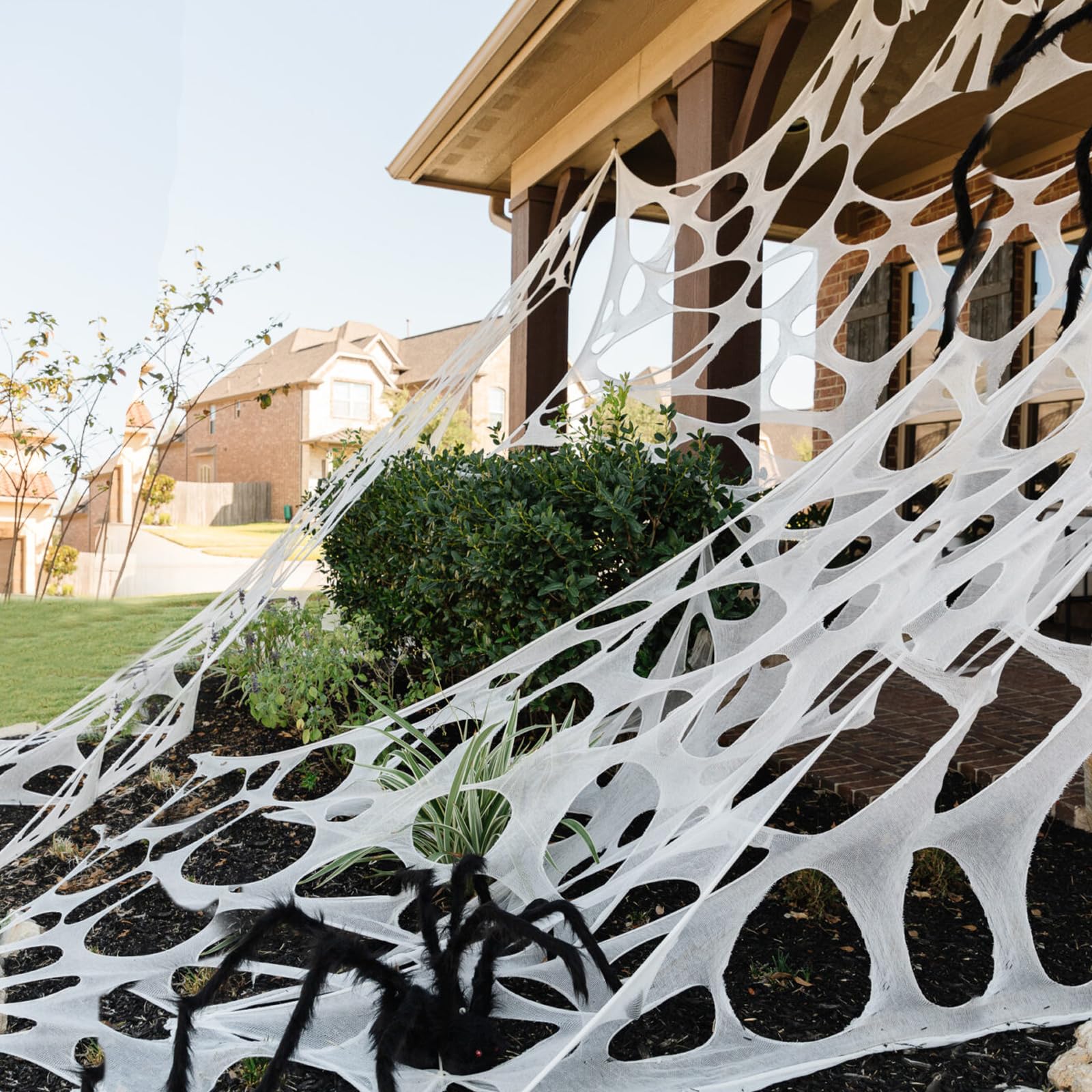 ANYGIFT DIY Halloween Spider Web Cloth Decorations,10 x 5.33Ft Stretchy Spiderweb for Halloween, Spooky Giant Spider Web Decorations for Outside House Halloween Outdoor Decor(White)