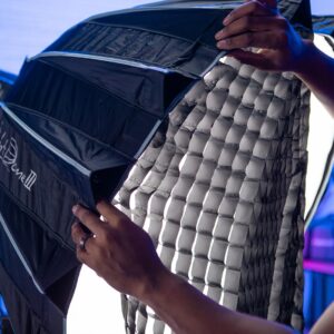 Aputure Light Dome III 35'' Softbox Bowens Mount with Diffuser Cloth and Honeycomb Grid,Quick-Setup Quick-Folding for Studio Photography,for Amaran Series, Aputure 600D,600X,300X etc