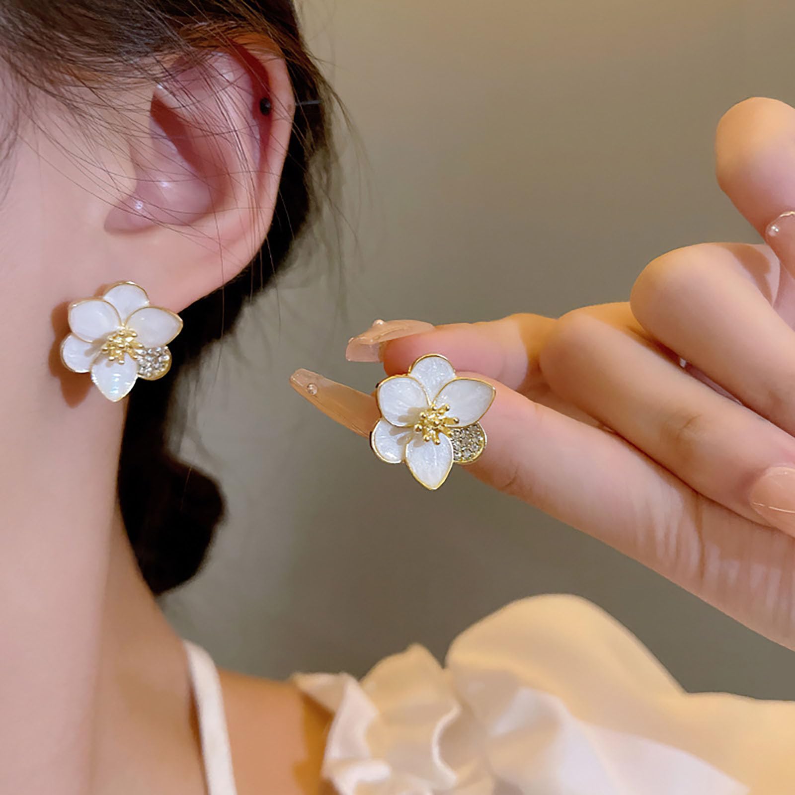 Sttiafay Vintage Enamel Flower Stud Earrings Camellia Flower Earrings Gold Crystal Flower Petal Earrings White Petal Stud Earrings Jewelry for Women and Girls