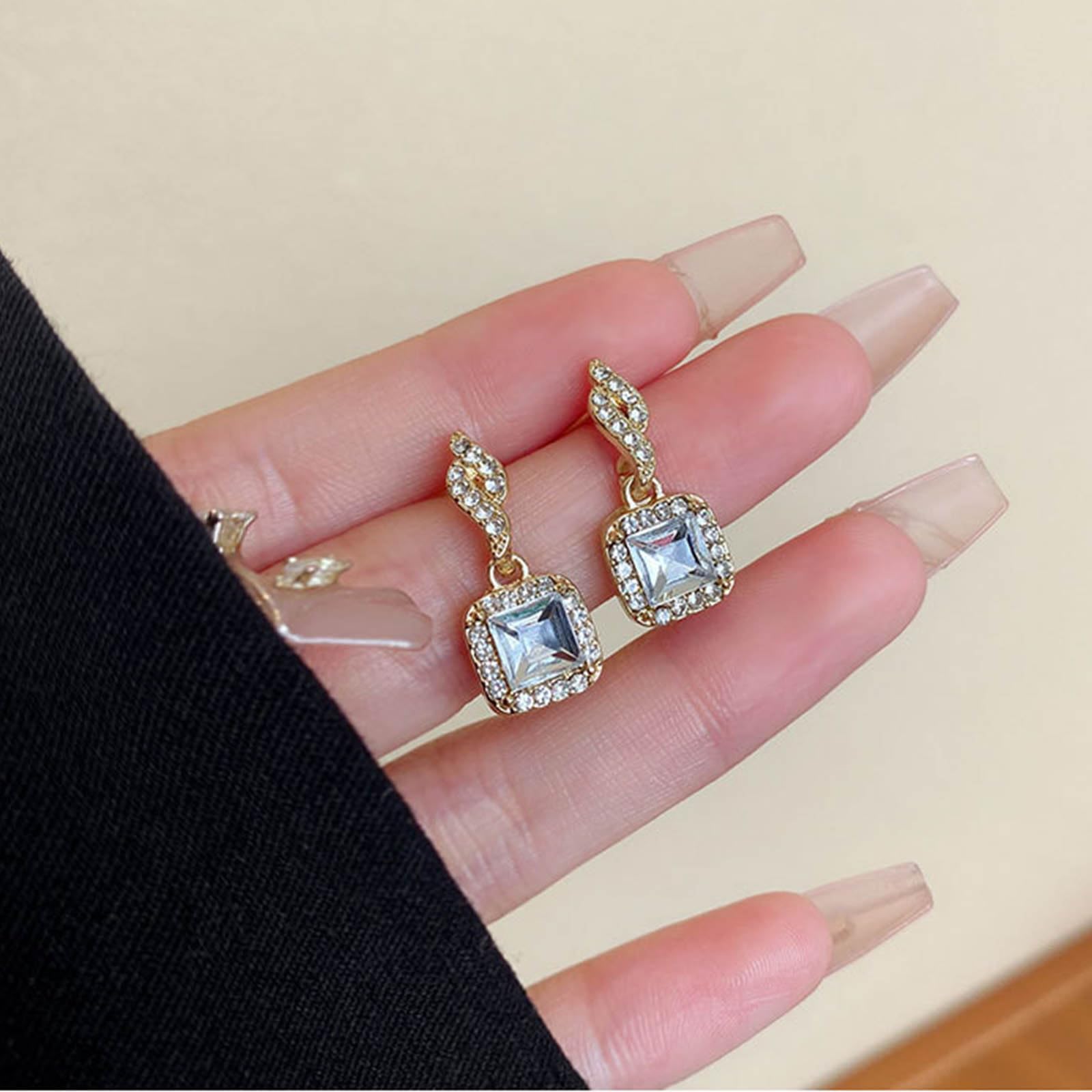 Sttiafay Vintage Crystal Square Drop Earrings Gold Cz Square Stud Earrings Rhinestone Square Dangle Earrings Geometry Cz Earrings Jewelry for Women and Girls