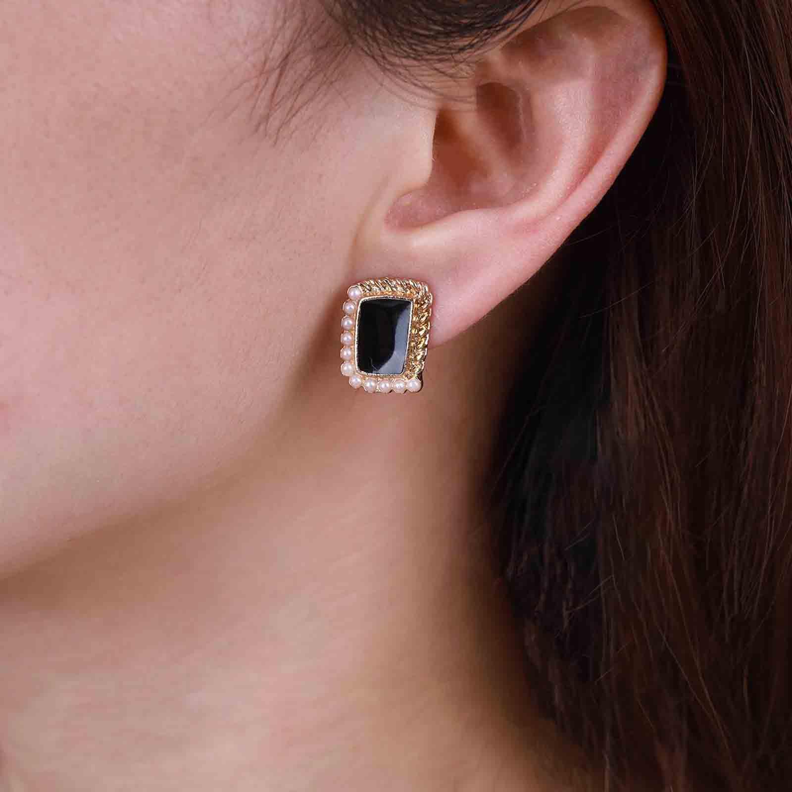 Sttiafay Vintage Black Square Earrings Onyx Square Stud Earrings Black Enamel Square Earrings Tiny Pearl Square Stud Earrings Jewelry for Women and Girls