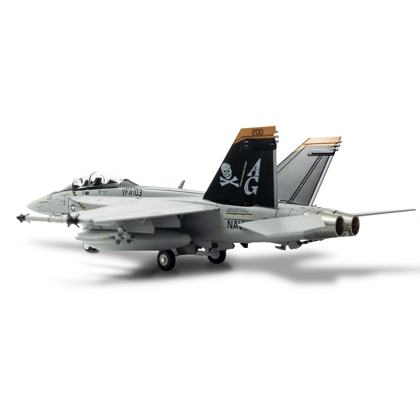 NUOTIE F/A-18F Super Hornet 1/72 Metal Airplane Model Kits with Stand VFA-103 Jolly Rogers Diecast Alloy Attack Jet Replica PreBuild Military Aircraft Collection for Display or Gift