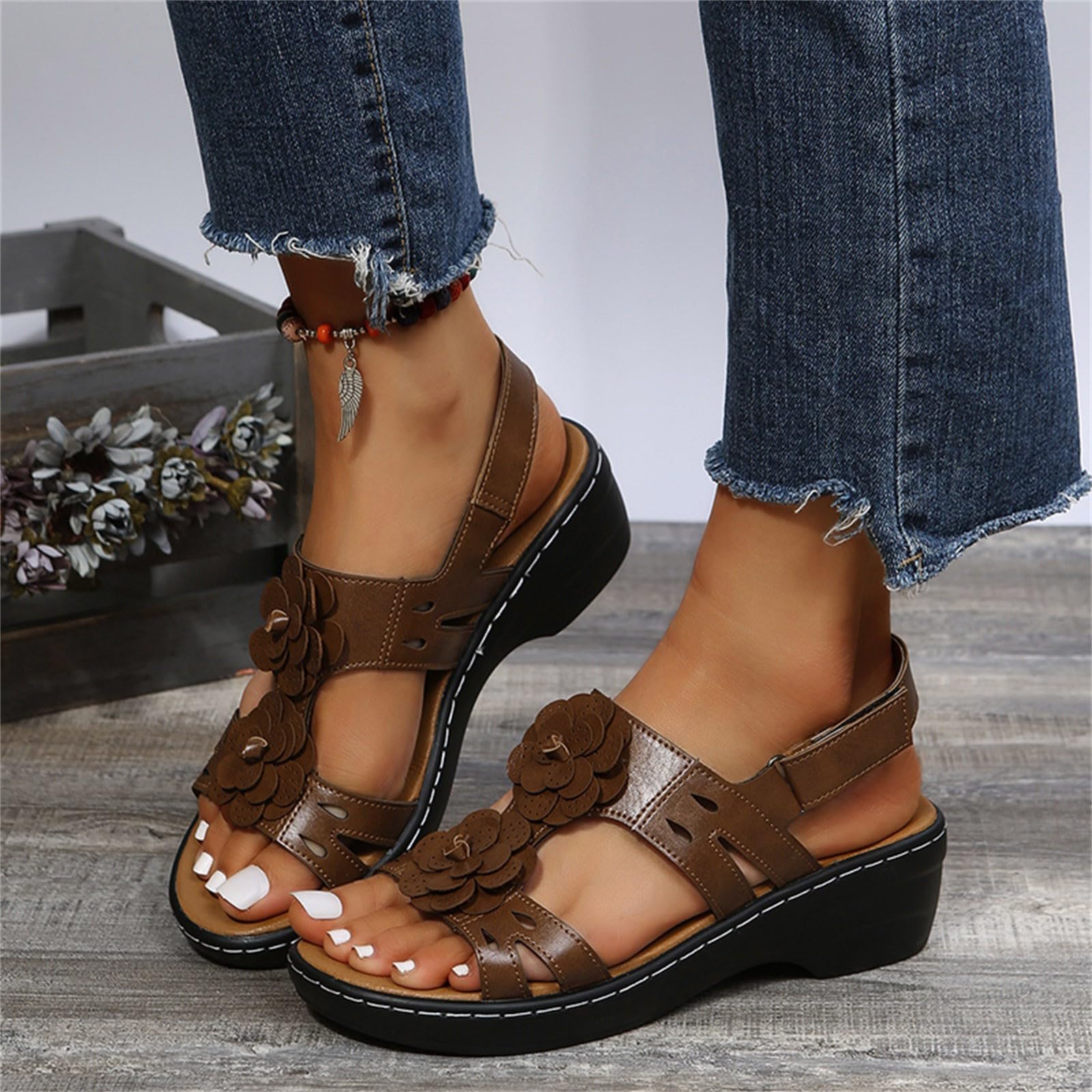 VESNIBA Ladies Summer Fashion Multicolor Flower Round Toe Hook&Loop Platform Sandals Cute Sandals for Women Dressy (Brown, 4)