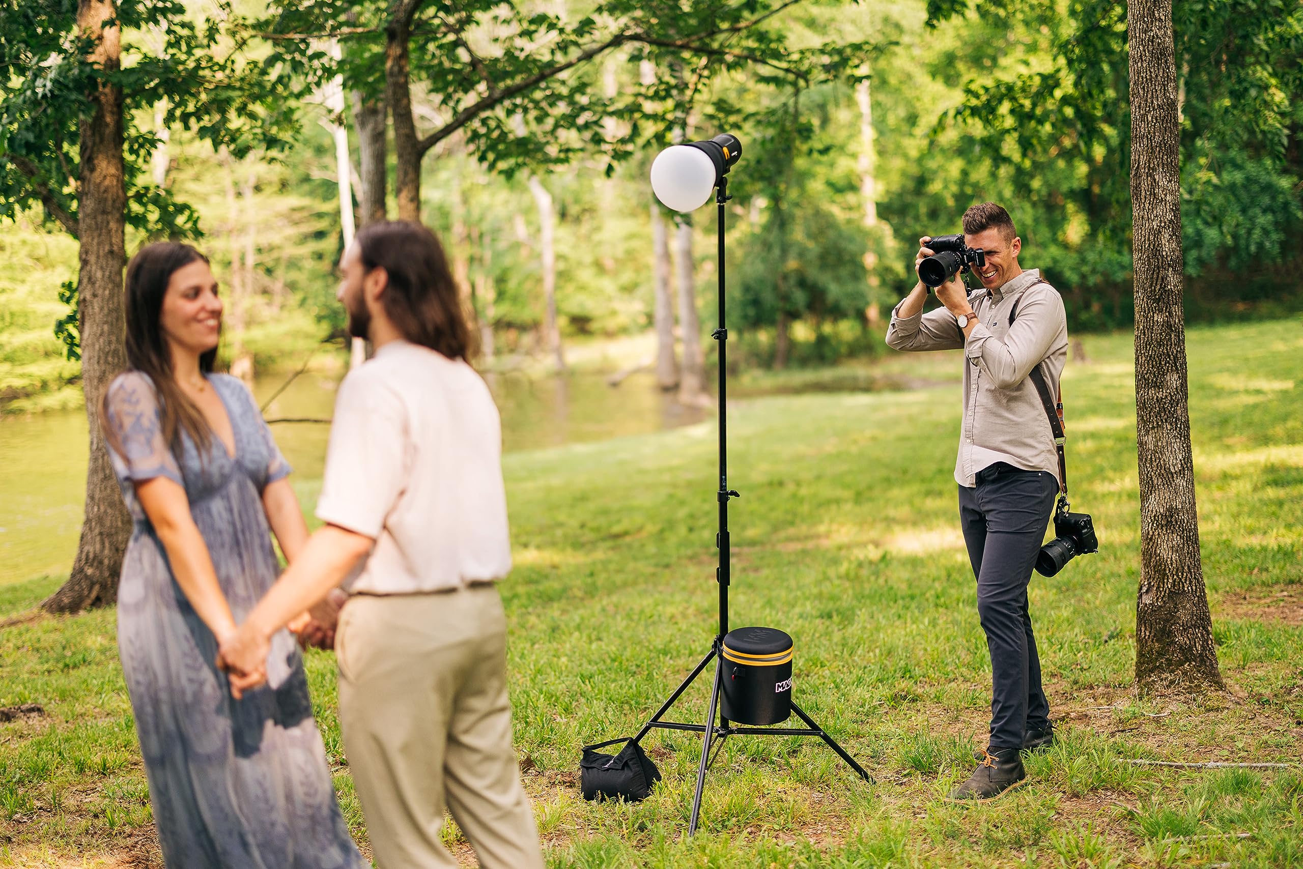 MagMod Starter Strobe Kit XL, Collapsible & Durable Universal Strobe Reflector System