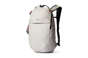 bellroy lite ready pack (18l lightweight weekend backpack) - chalk