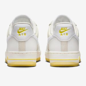 Nike Air Force 1 '07 Low Womens Summit White/White-Opti Yellow Size 7