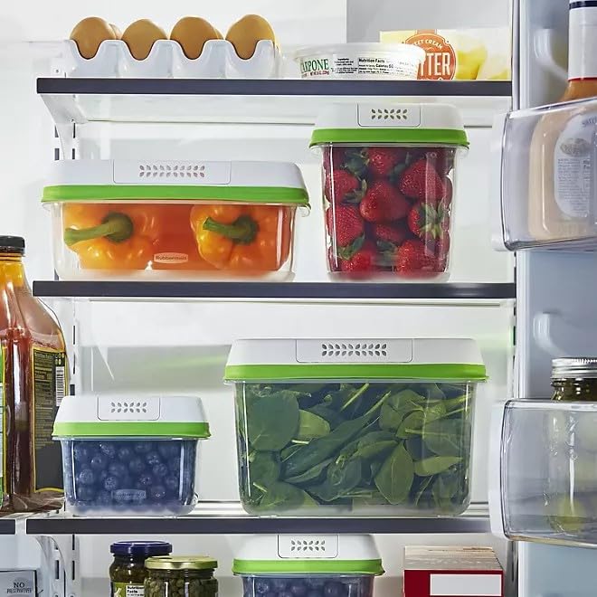 Rubbermaid FreshWorks Produce Saver, Medium and Large Storage Containers, With Lids, 8-Piece Set