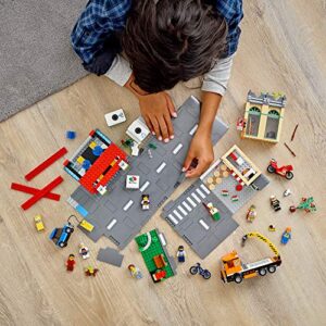 LEGO City Town Center 60292 Building Kit; Cool Building Toy for Kids, New 2021 (790 Pieces)