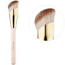 rare beauty liquid touch brush (foundation)