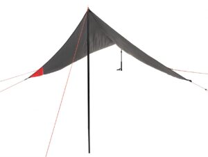 alps mountaineering ultra-light tarp shelter - charcoal/red