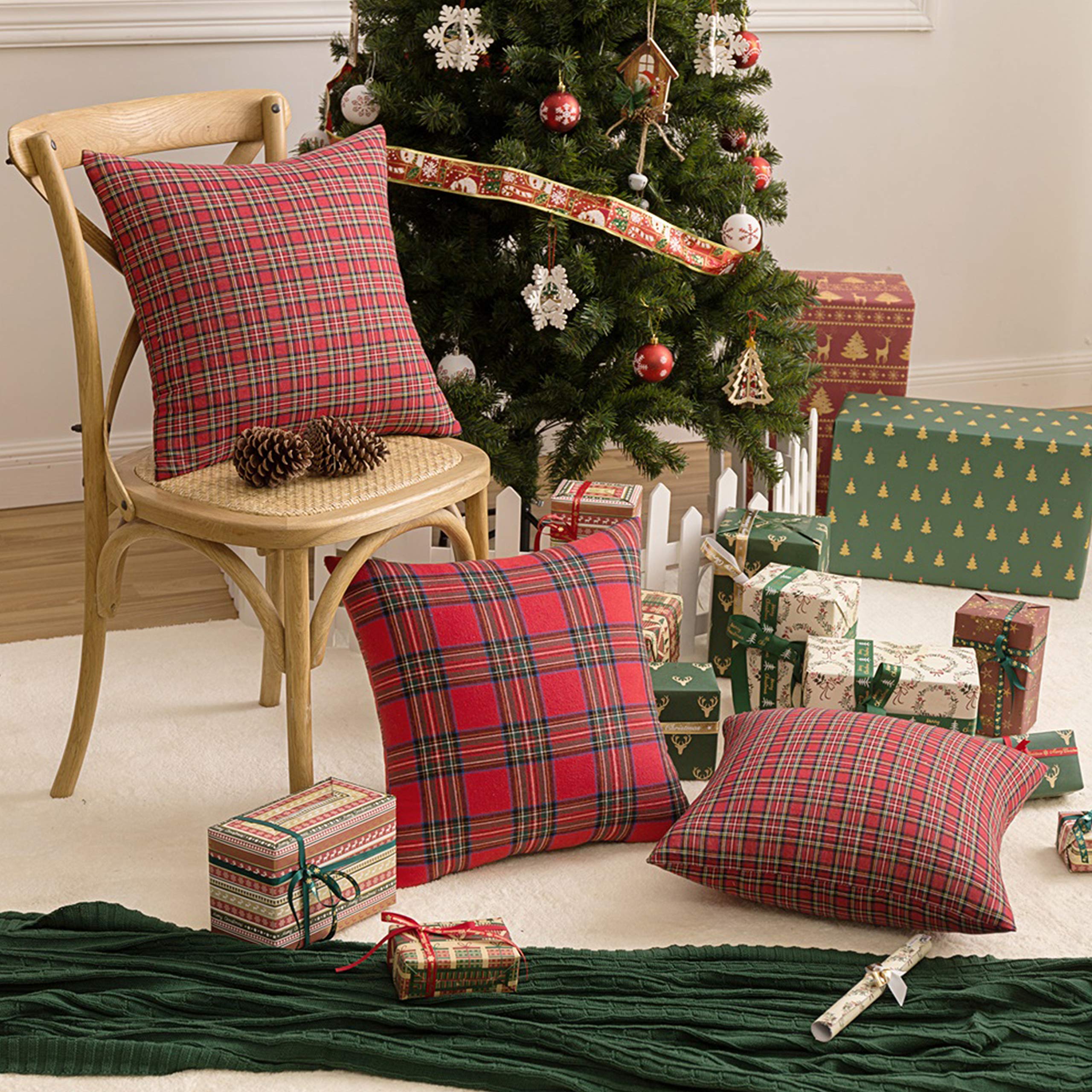 AQOTHES Pack of 2 Christmas Plaid Decorative Throw Pillow Covers Scottish Tartan Cushion Case for Farmhouse Home Holiday Decor Red and Green, 18 x 18 Inches