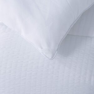 KASENTEX Premium Soft Striped All Season Down Alternative Comforter, Cozy Fluffy Plush Microfiber Bed Bedding Reversible Duvet Insert, Light White, Twin/Twin XL Size