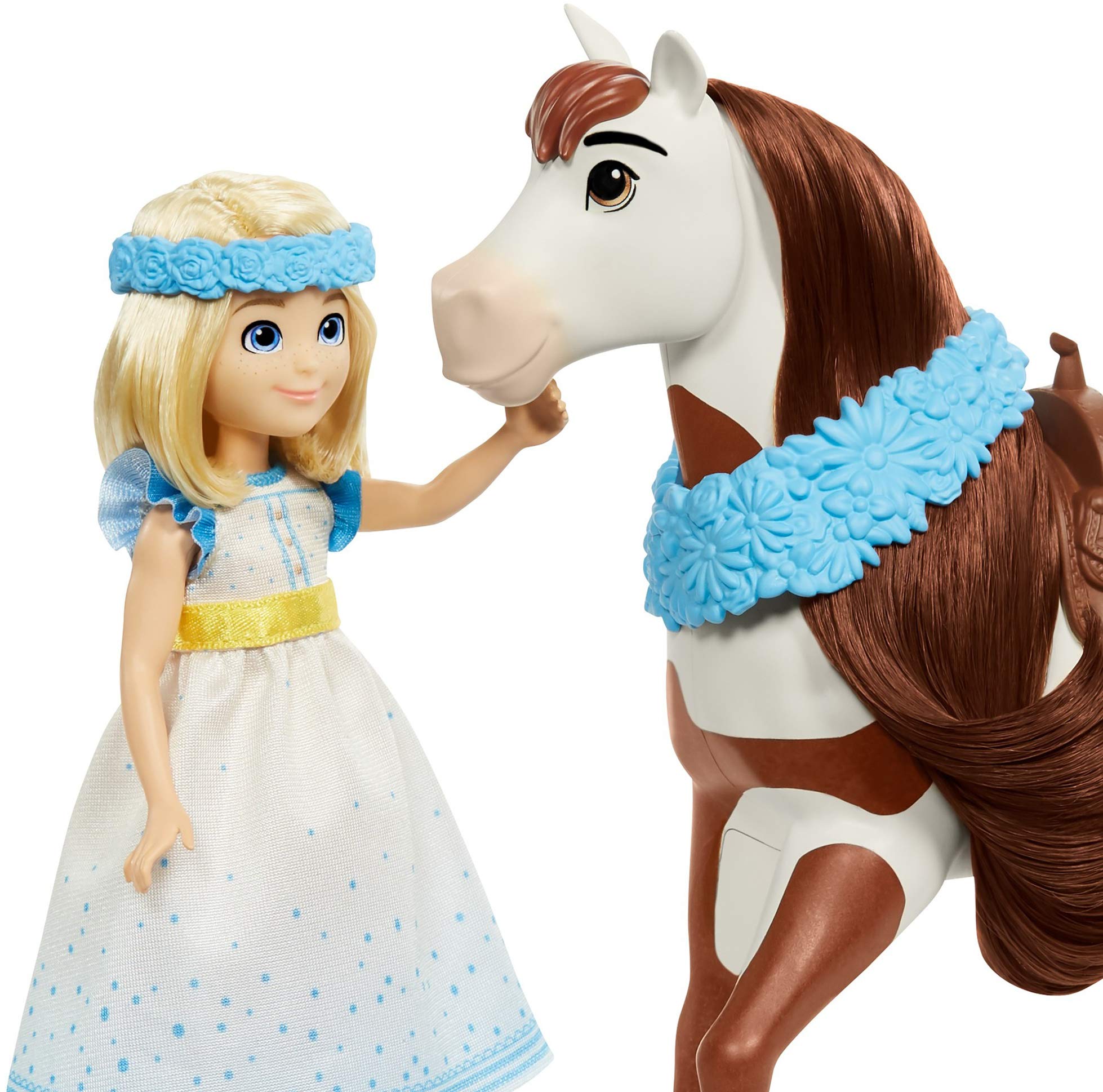 Mattel Spirit Untamed Miradero Festival Abigail Doll (7-in) with Dress, Floral Crown & Boomerang Horse (8-in), Floral Garland, Saddle & Brush, Great Gift for Ages 3 Years Old & Up