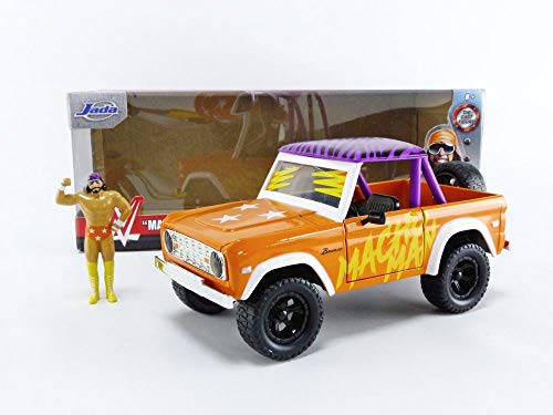 Jada 1:24 Diecast 1973 Ford Bronco with Macho Man Figure