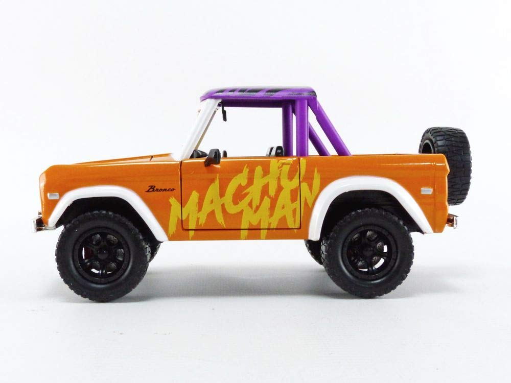 Jada 1:24 Diecast 1973 Ford Bronco with Macho Man Figure