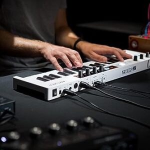 Arturia KeyStep 37 Controller & Sequencer USB/MIDI/CV Keyboard Controller