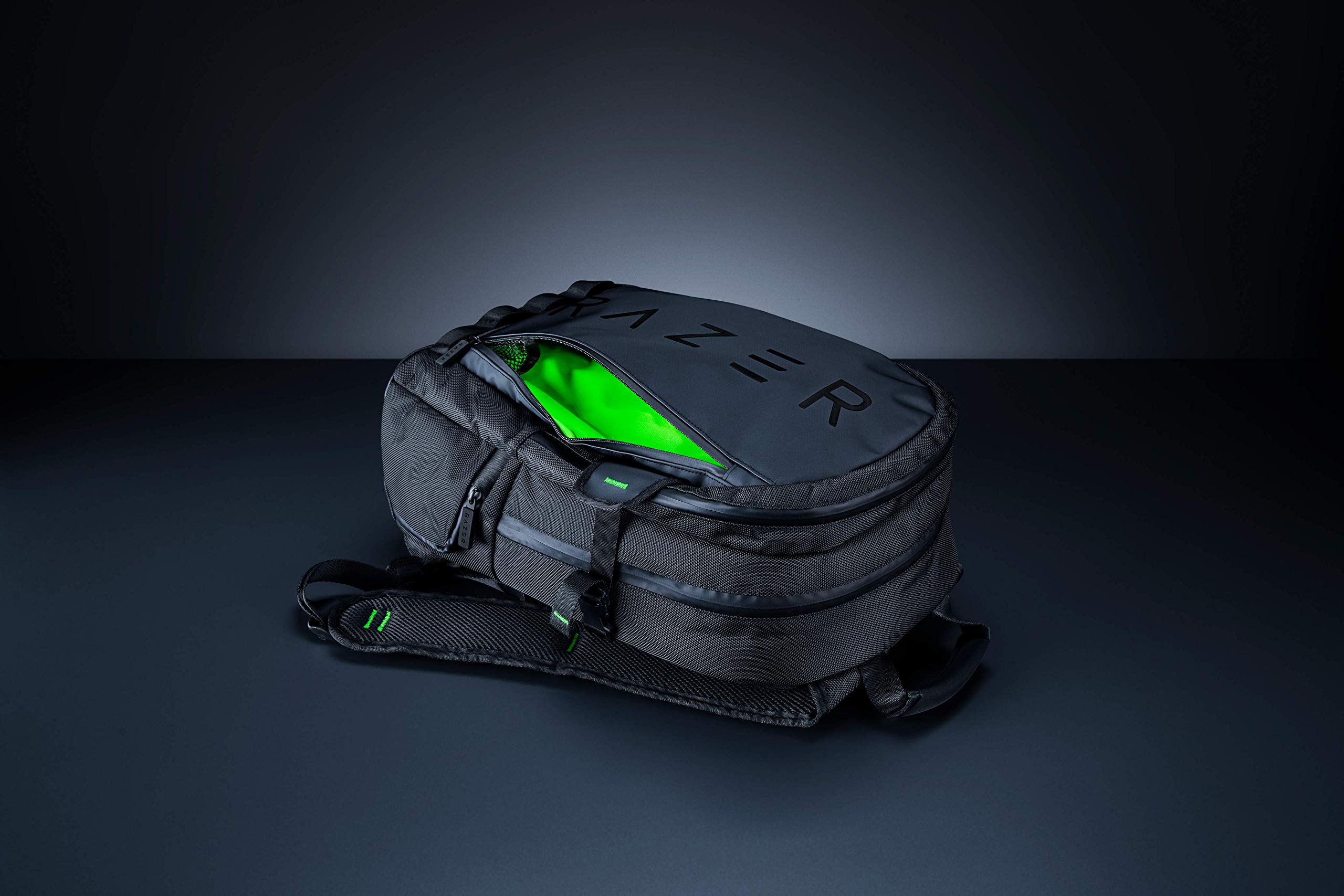 Razer Rogue v3 18" Gaming Laptop Backpack: Travel Carry On Computer Bag - Tear and Water Resistant - Mesh Side Pocket - Fits 18 inch Notebook - Black