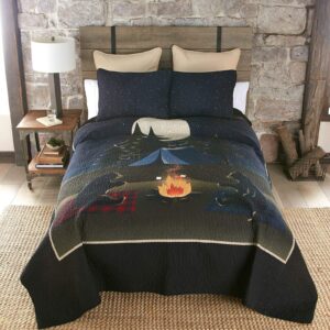 Donna Sharp Full/Queen Bedding Set - 3 Piece - Bear Campfire Lodge Quilt Set with Full/Queen Quilt and Standard Pillow Shams - Fits Queen Size and Full Size Beds - Machine Washable