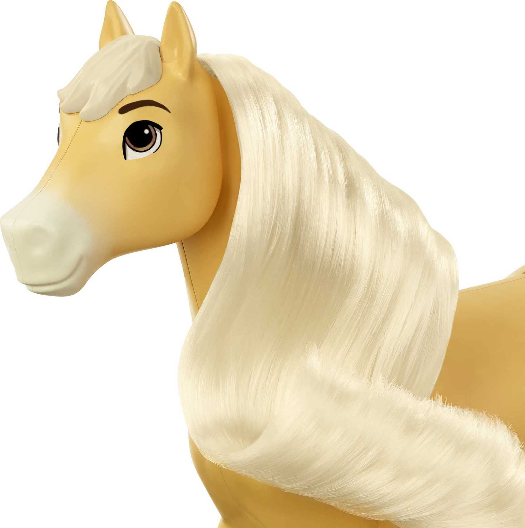 Mattel Spirit Untamed Pru Doll (Approx. 7-in) & Chica Linda Horse (Approx.8-in) with Long Mane, Saddle, Brush, Apple Treat, Great Toy for Ages 3 Years Old & Up