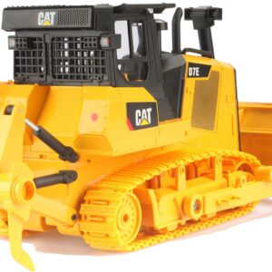 Diecast Masters RC Truck CAT D7E Track-Type Tractor | Fully Functional Radio Control Tractor Truck | 1:24 Scale Model Remote Control Caterpillar Trucks | CAT Yellow Diecast Model 25002