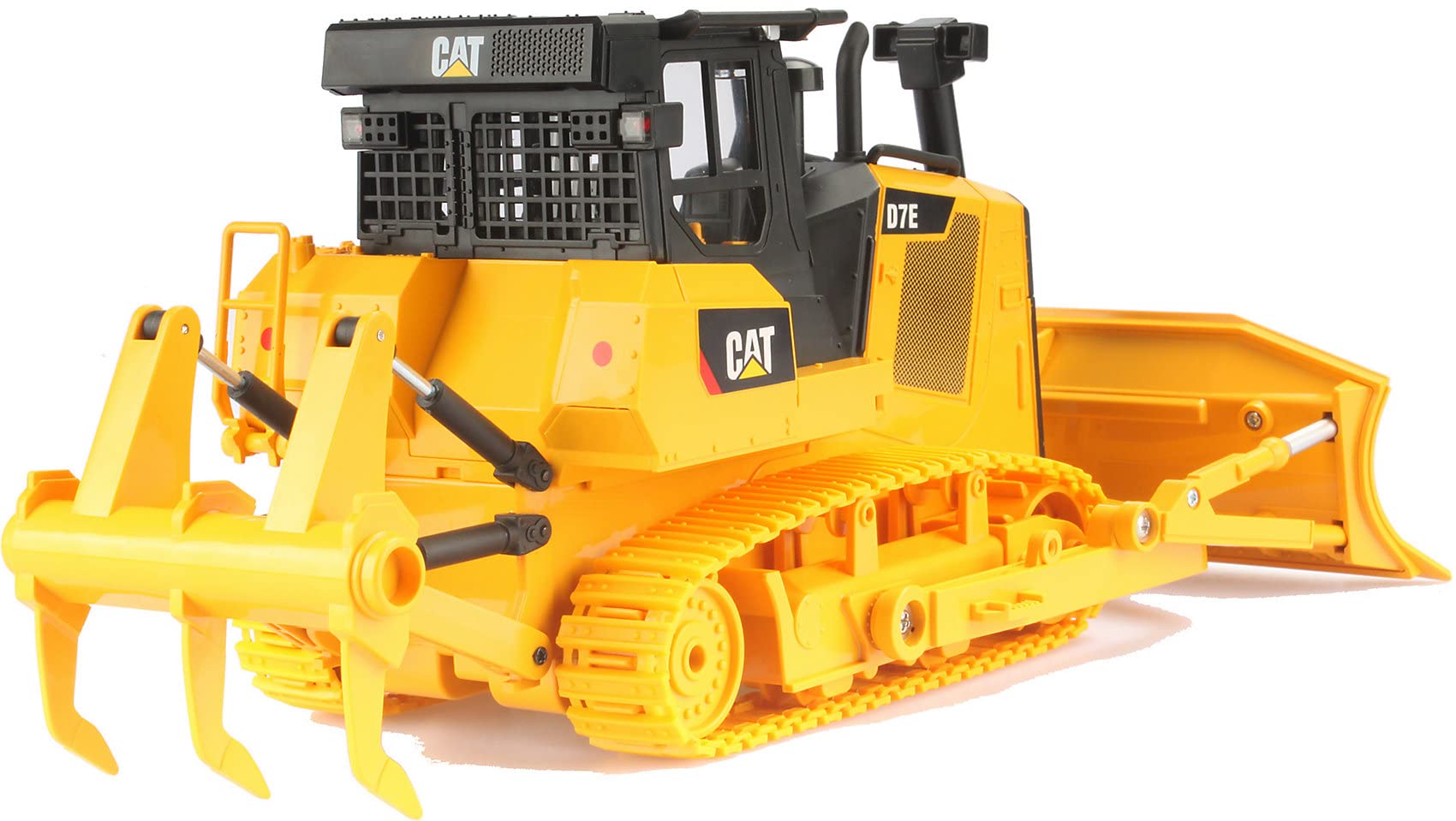 Diecast Masters RC Truck CAT D7E Track-Type Tractor | Fully Functional Radio Control Tractor Truck | 1:24 Scale Model Remote Control Caterpillar Trucks | CAT Yellow Diecast Model 25002