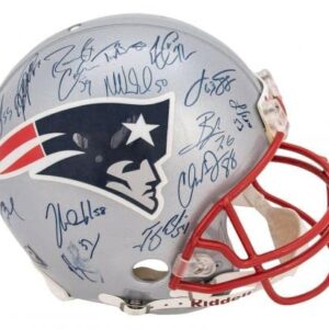 2004 New England Patriots Super Bowl Champs Team Signed Helmet Tom Brady Steiner - Autographed NFL Helmets