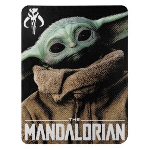 star wars disney the mandalorian throw blanket child yoda