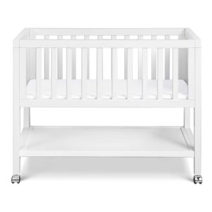 DaVinci Archie Portable Bassinet in White, Removeable Wheels, Greenguard Gold Certified