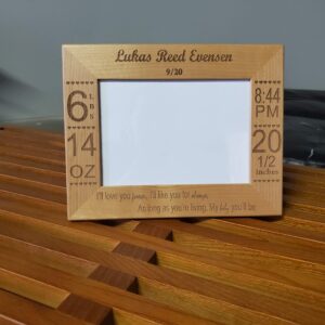 Personalized Baby Picture Frame | Custom Engraved & Adler Wood Frame Horizontal | Wall Picture Frame Customizable (Horizontal) |Engraved Custom Picture Frame (5"x7",4”x6”) | Perfect for Baby Gifts