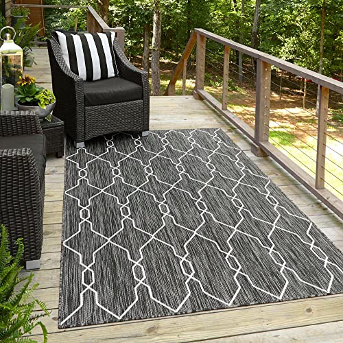 Unique Loom Outdoor Trellis Collection Area Rug - Links Trellis (5' 3" x 8' Rectangle, Charcoal/ Gray)