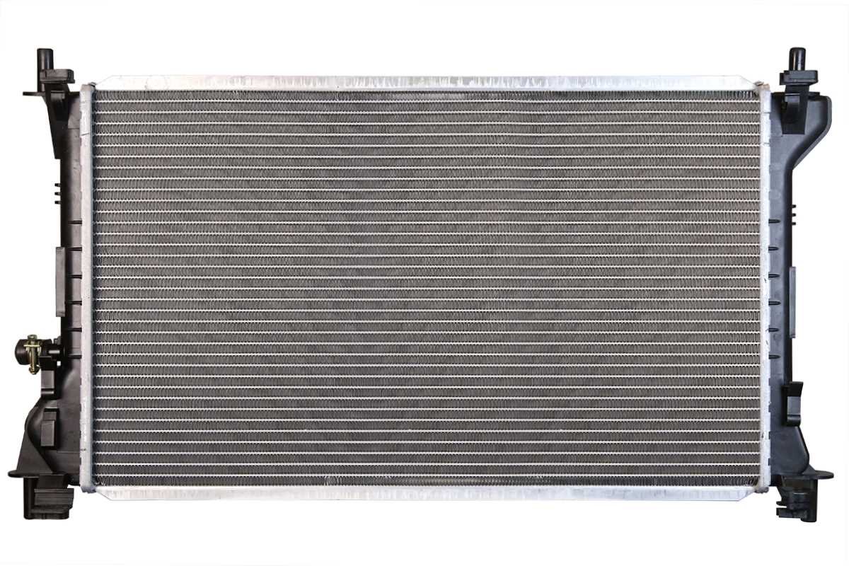 AutoShack Radiator Replacement for 2000 2001 2002 2003 2004 2005 2006 2007 Ford Focus 2.0L 2.3L FWD RK851