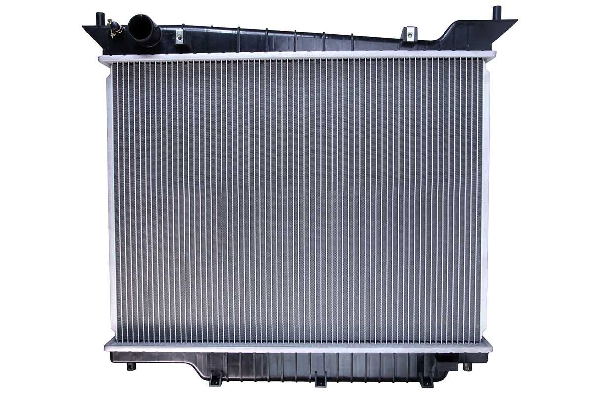 AutoShack Radiator Replacement for 2002-2004 Ford Expedition 2003-2004 Lincoln Navigator 4.6L 5.4L V8 4WD RWD Downflow Style Design RK1026