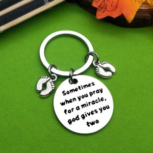 Mom to Be Gift Keychain Pregnancy Announcement Gift Twin Mom Gift New Mom Gift Twin Mom Jewelry First Time Mom Gift Pregnant Mom Jewelry Baby Announcement Gifts