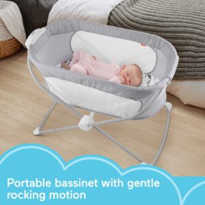 Fisher-Price Baby Crib Soothing View Bassinet Portable Cradle with Mesh Sides and Slim Fold for Travel, Climbing Leaves